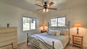 Casa (2 Bedrooms) | Interior