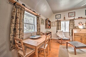 Casa (2 Bedrooms) | Interior