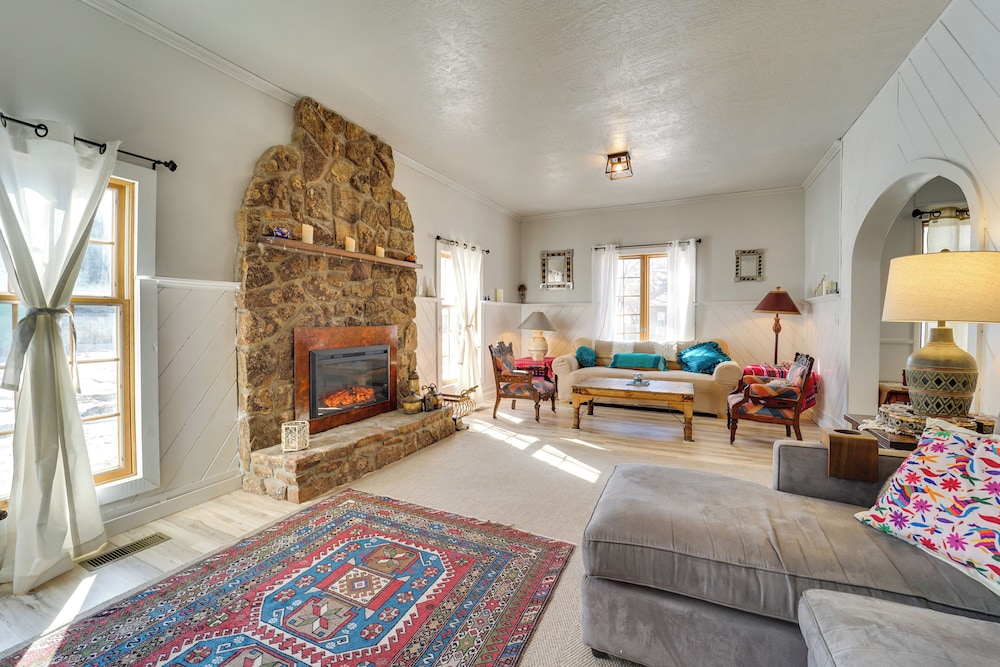 'Dolorable' Home W/ Yard - Walk To River! - Dolores, CO
