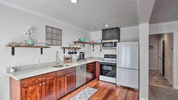 Casa (2 Bedrooms) | Interior