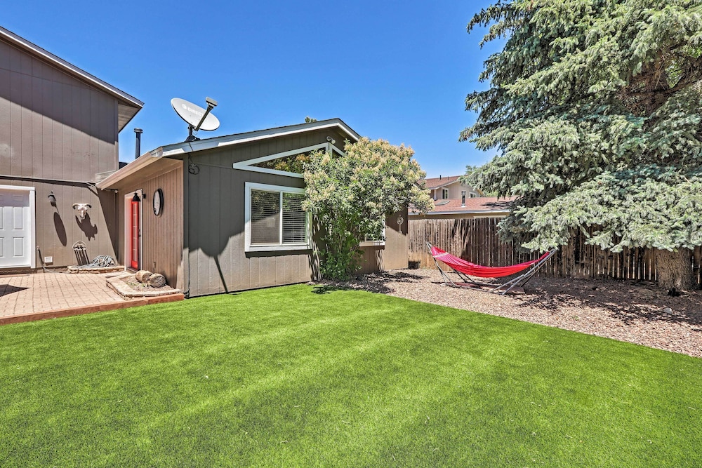 Pet-friendly Flagstaff Home W/ Mountain View - Flagstaff, AZ