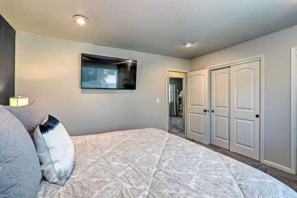 Pet-friendly Flagstaff Home W/ Mountain View - Flagstaff, AZ