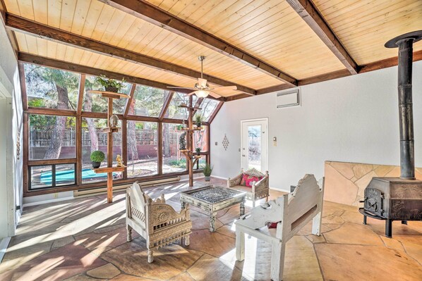 Casa (2 Bedrooms) | Interior