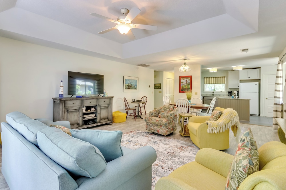 Furnished Patio: Hilton Head Island Resort Cottage - Tybee Island, GA