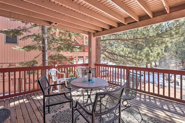 Angel Fire Condo W/ Fireplace < 1 Mi To Ski Resort - New Mexico