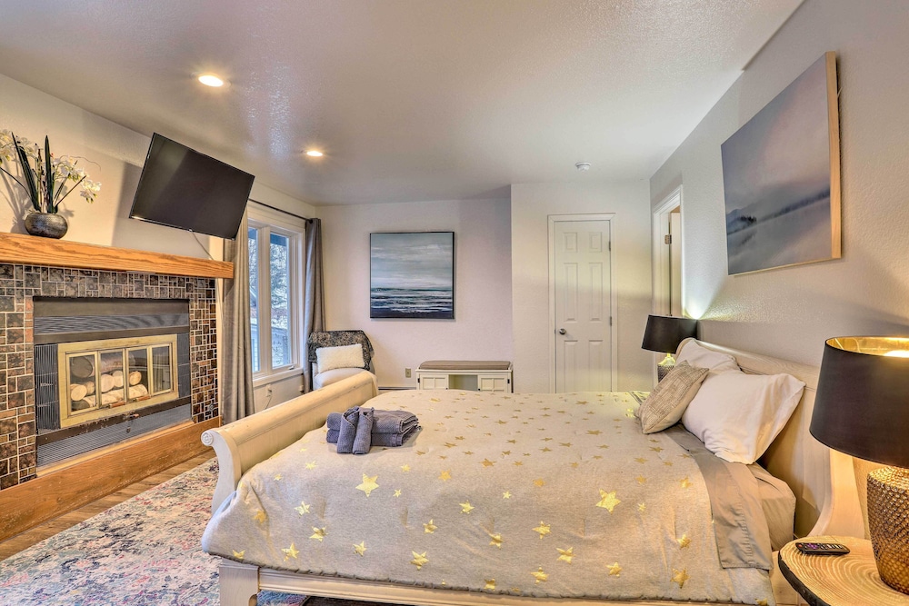 Coastal-view Apartment Near Downtown Anchorage! - Alaska