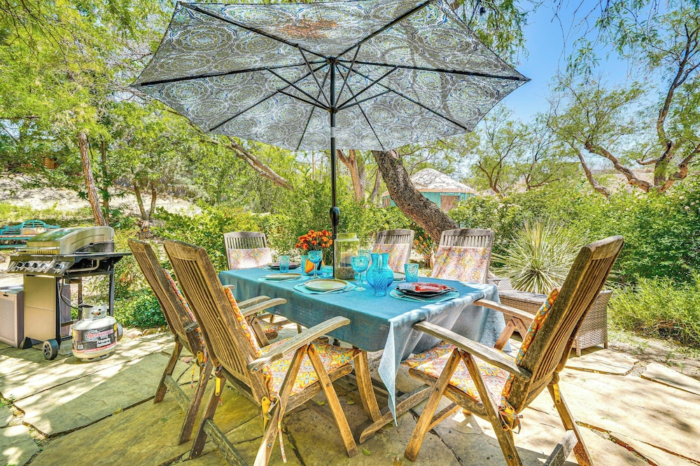 Casa Paloma Studio: Artsy & Airy W/ Hot Tub Access - Patagonia Lake State Park, Nogales