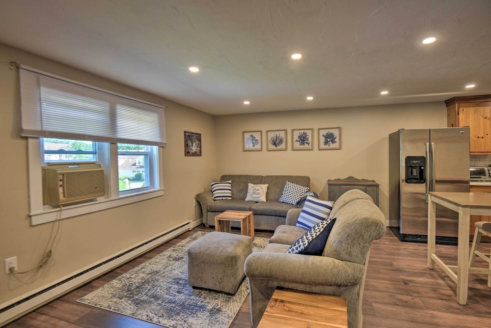 Gilford Escape W/ Boat Slip On Sanders Bay! - Gilford, NH