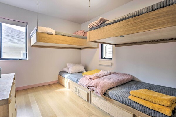 Luxury Long Beach Villa With Ocean Views! - Long Beach, NY