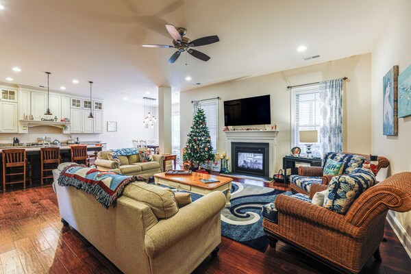 Shuttle To Beach: 'Shore Thing' Home In Ocean View - Delaware