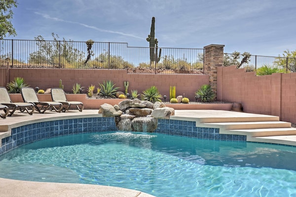 North Phoenix Home W/ Pool: Hike, Swim & Shop! - Phoenix, AZ
