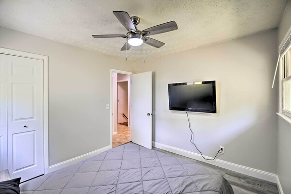 Bluefield Retreat W/ Pool Table: Near Parks! - Brush Creek Falls, Freeman