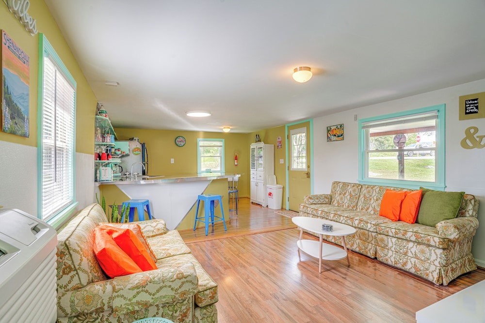 Waterfront Virginia Retreat W/ Canoe, Pets Welcome - Luray, VA