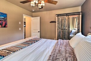 Casa (2 Bedrooms) | Interior