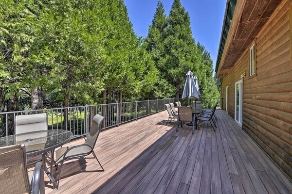 Secluded Camp Connell Home W/ Deck + Fireplace! - Strawberry, CA