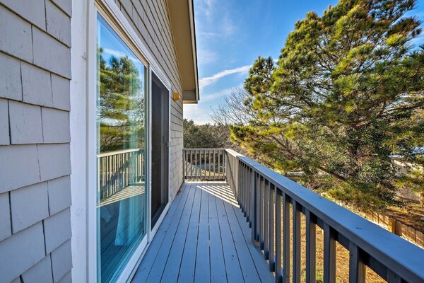 Bright Southern Shores Family Home < 1 Mi To Beach - Duck, NC