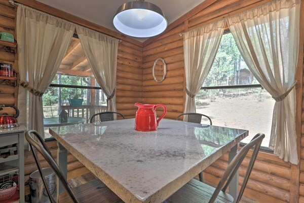 Updated Strawberry Family Cabin W/ 2 Private Decks - Pine, AZ