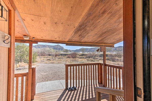 Cozy Home W/ Canyon Views: 2 Mi To Grand Staircase - Kodachrome Basin State Park, Cannonville