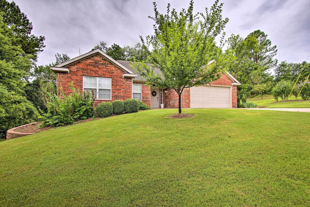 Bella Vista Home: Steps To Mountain Biking Trails! - Bentonville, AR