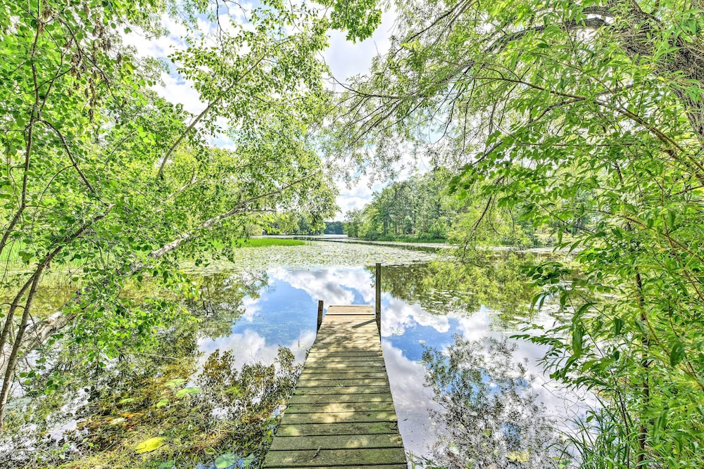 Fishermen's Paradise W/ Fire Pit On Rice Lake! - Rice Lake, WI