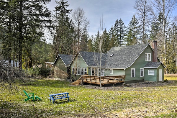 遥远的逃离：河边家庭配景色观 - 底特律