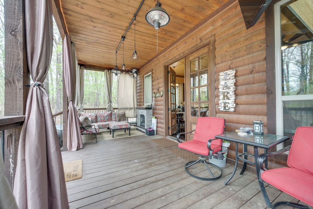 Hot Tub & Fire Pit: Broken Bow Retreat! - Oklahoma
