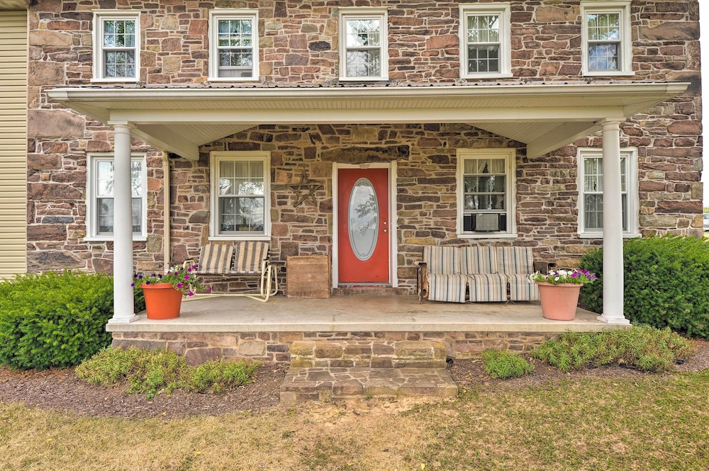 Farmhouse On River, 12 Miles To Liberty Mountain - Emmitsburg, MD