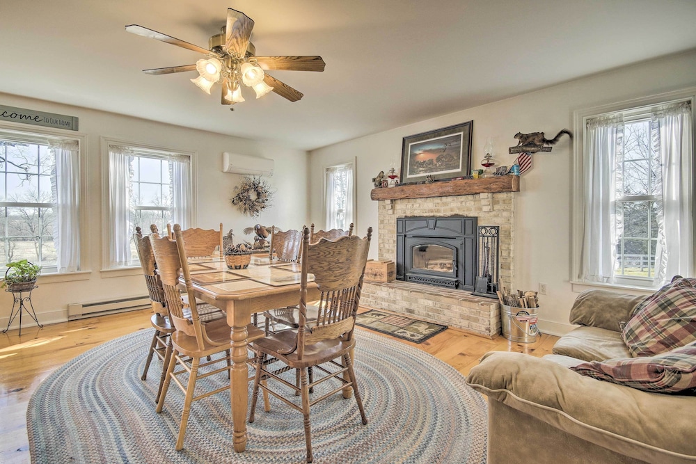 Farmhouse On River, 12 Miles To Liberty Mountain - Emmitsburg, MD