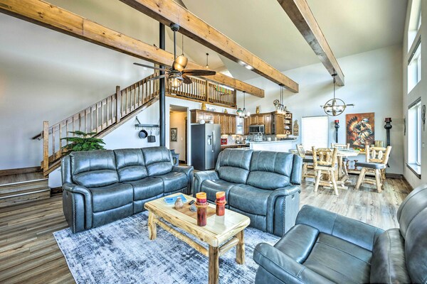 Hot Tub & Mtn View: Cripple Creek Retreat! - Cripple Creek, CO