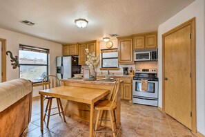 Casa (2 Bedrooms) | Interior