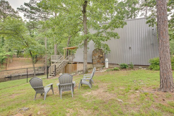 Lake Hamilton Cabin: Boating Getaway! - Hot Springs, AR