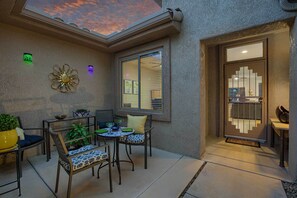 Casa (2 Bedrooms) | Interior