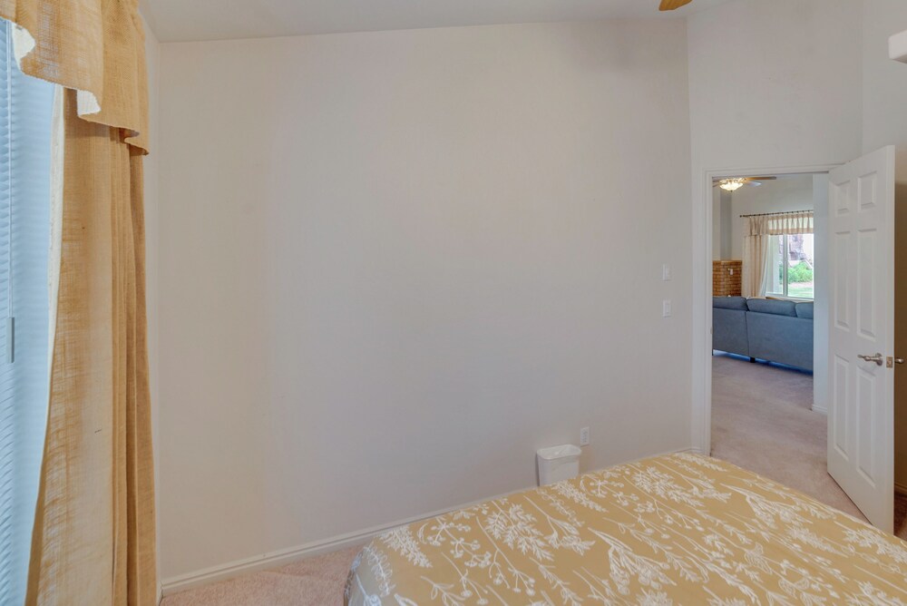 3 Mi To Lake Powell: Home W/ Patio & Waterfall - Arizona