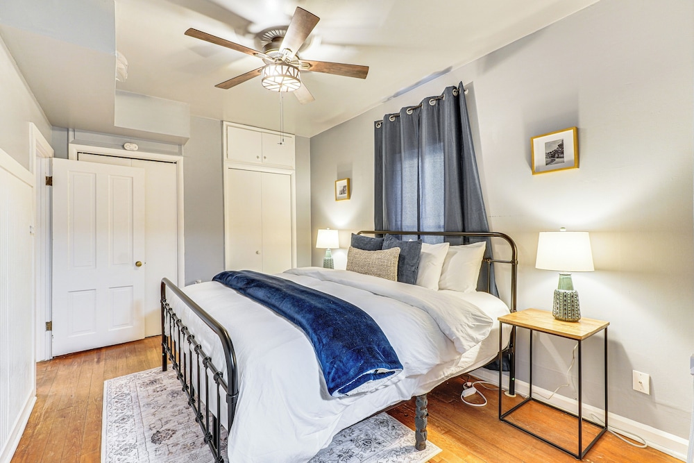 Cozy Eureka Springs Cottage, Walk To Dtwn! - Eureka Springs, AR