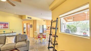 Casa (2 Bedrooms) | Interior