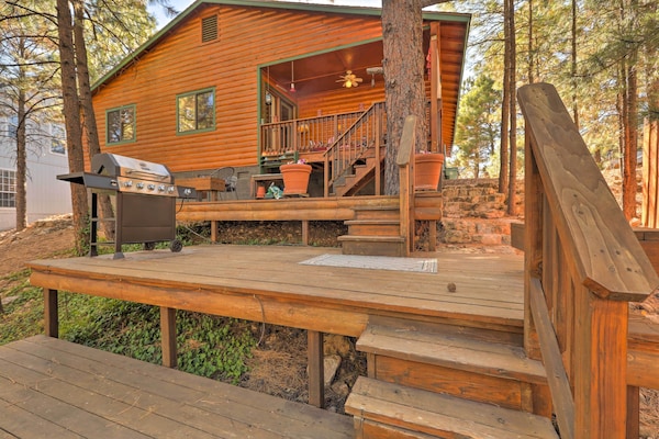 Rustic Cabin W/ Deck ~ 4 Mi To Old Town Flagstaff! - Flagstaff