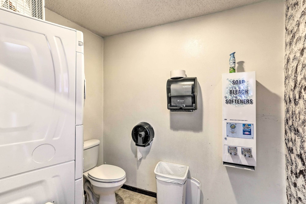Custer Apt In Heart Of Town: Shop, Dine, Hike - Custer, SD