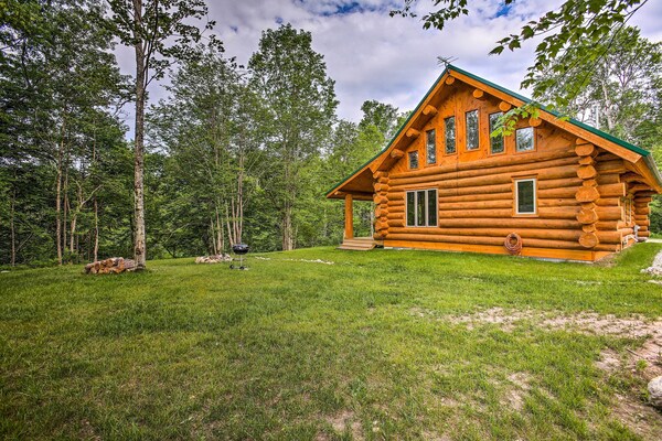 Custom Log Cabin W/ Deck & 45 Acres By Pine River! - Tustin, MI