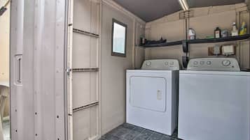 Casa (2 Bedrooms) | Interior