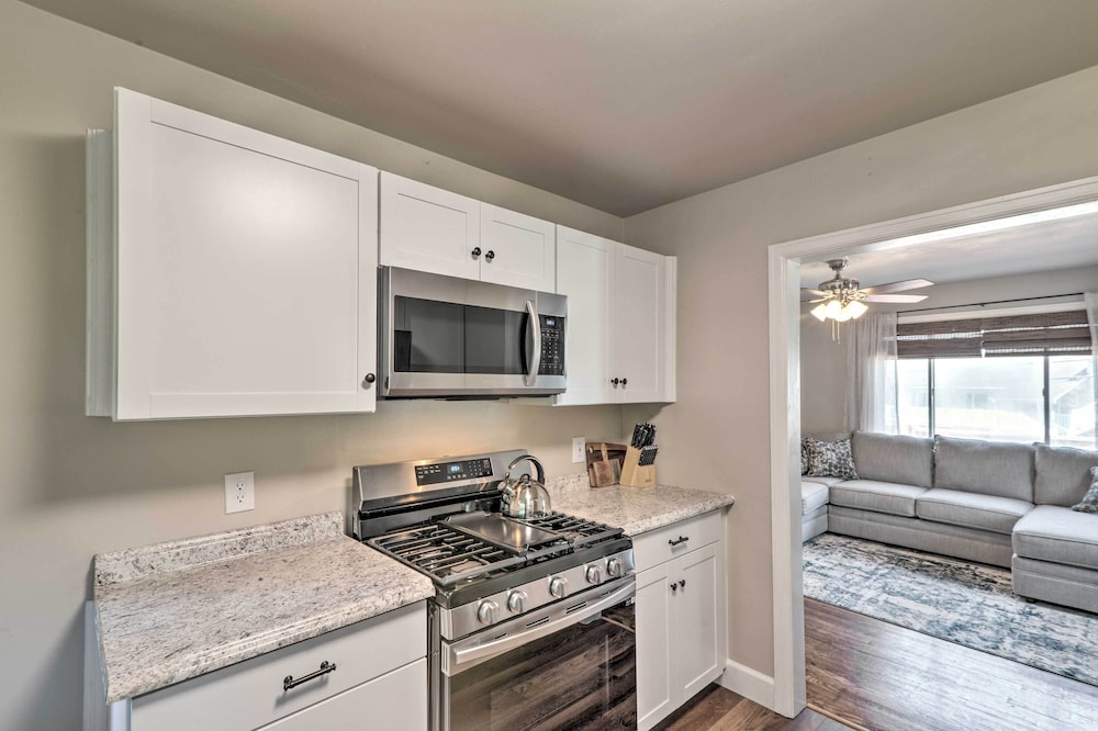 Morgantown Home W/ Patio: Near Wvu Football! - Morgantown, WV