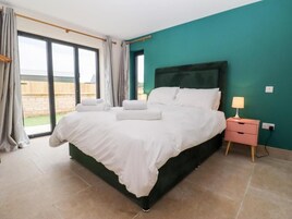 Casa, várias camas | 3 quartos, roupa de alta qualidade, ferro/tábua de engomar 