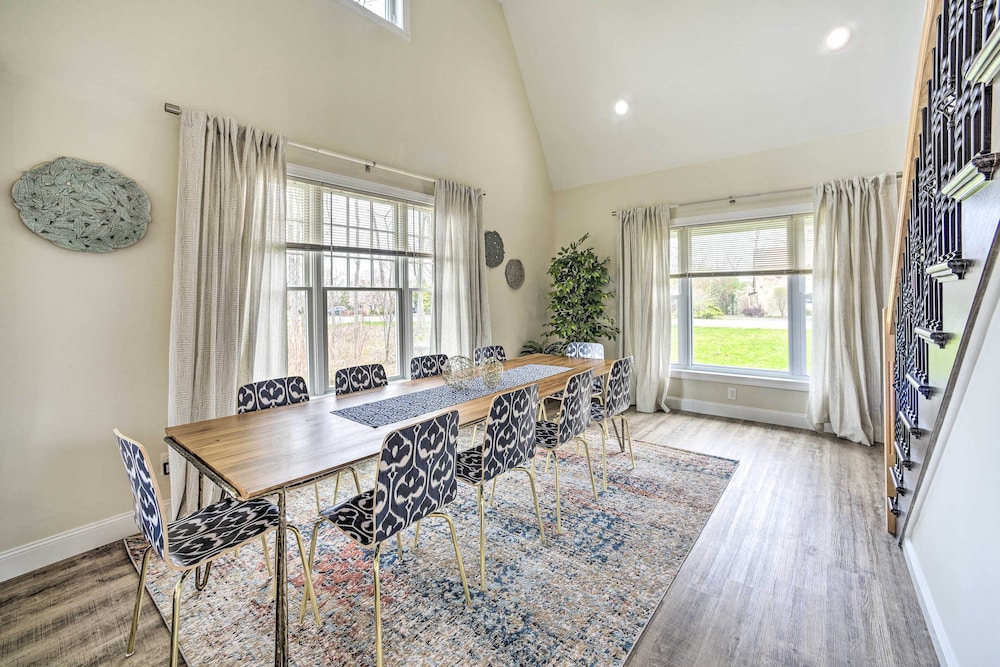 Modern-chic Athens Home - Fish, Ski & Swim! - Catskill, NY