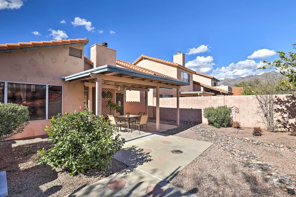 Tucson Area House W/ Pool Access & Mountain Views! - Tucson, AZ
