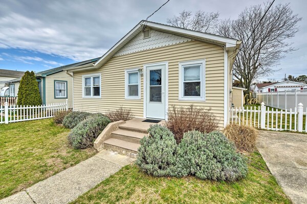 舒适的别墅别墅，附带露台，距离海滩仅半个街区！ - Villas