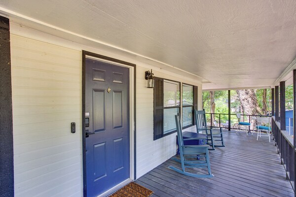 Lake View & Decks: Pet-friendly Mabank Home - Purtis Creek State Park, Eustace