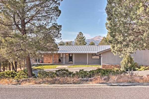 Ruidoso Home W/ Hot Tub & Sierra Blanca Views - Ruidoso, NM