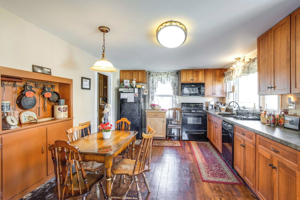 11 Mi To Jack Frost Resort: Winter Family Getaway! - Pocono Mountains, PA