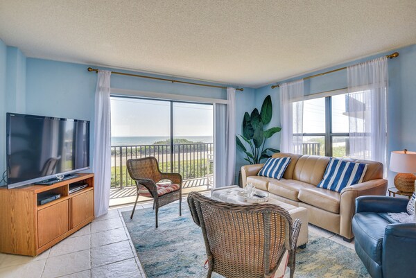 Ormond Beach Ocean-view Condo W/ Private Balcony! - Ormond Beach, FL