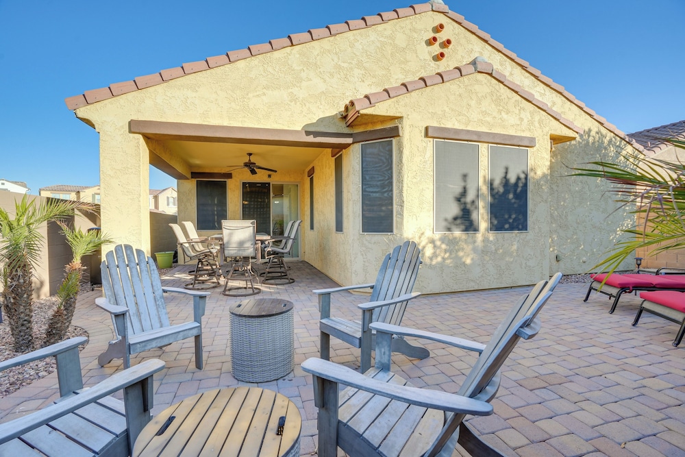 Glendale Home Near Westgate Entertainment District - Glendale, AZ