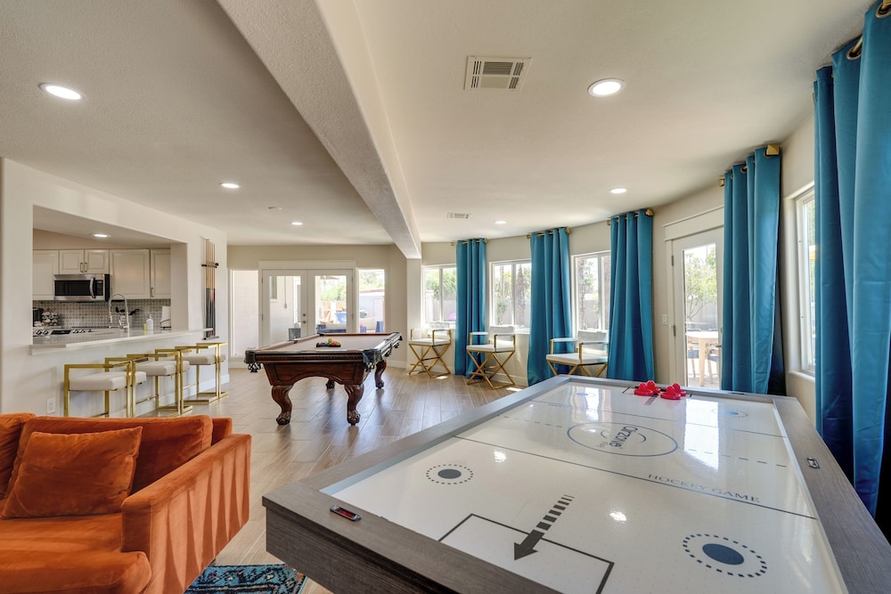 Private Pool & Hot Tub: Spacious Scottsdale Home! - Phoenix, AZ